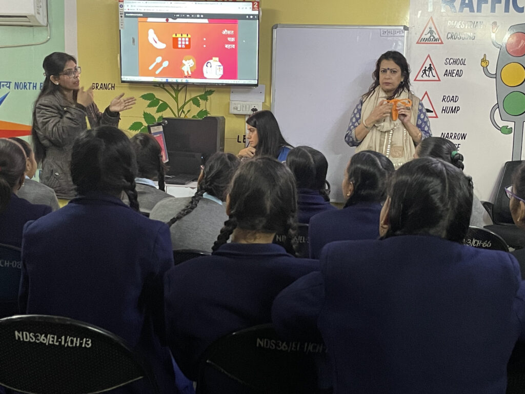 Menstrual hygiene session I Girls with hearing impairment - Woman ...